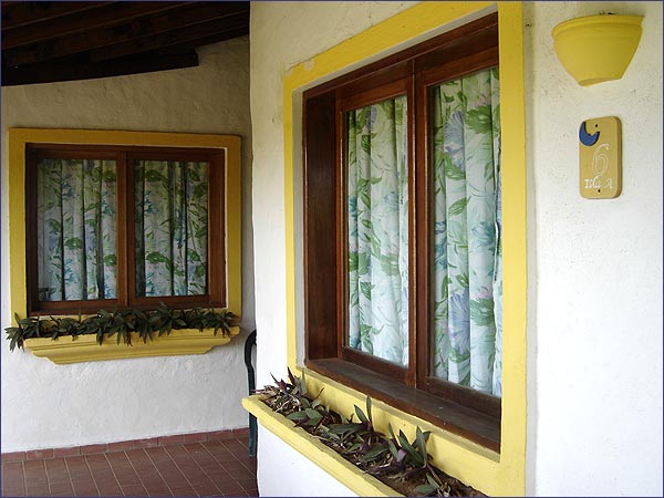 HOTEL TROPICAL REFUGE | Playa el Agua | Hoteles en Margarita