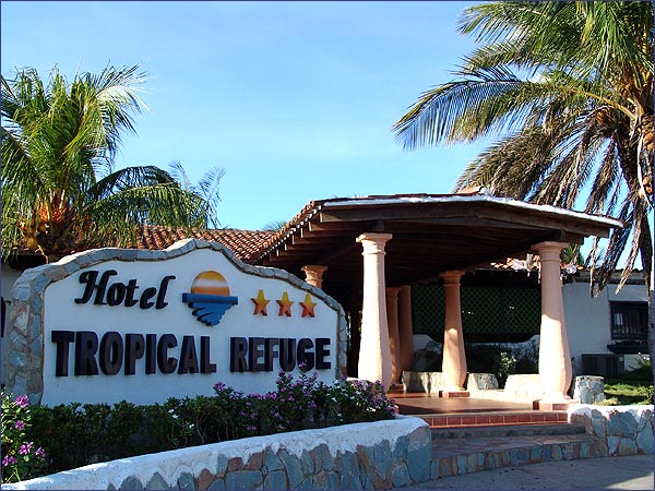 HOTEL TROPICAL REFUGE | Playa el Agua | Hoteles en Margarita
